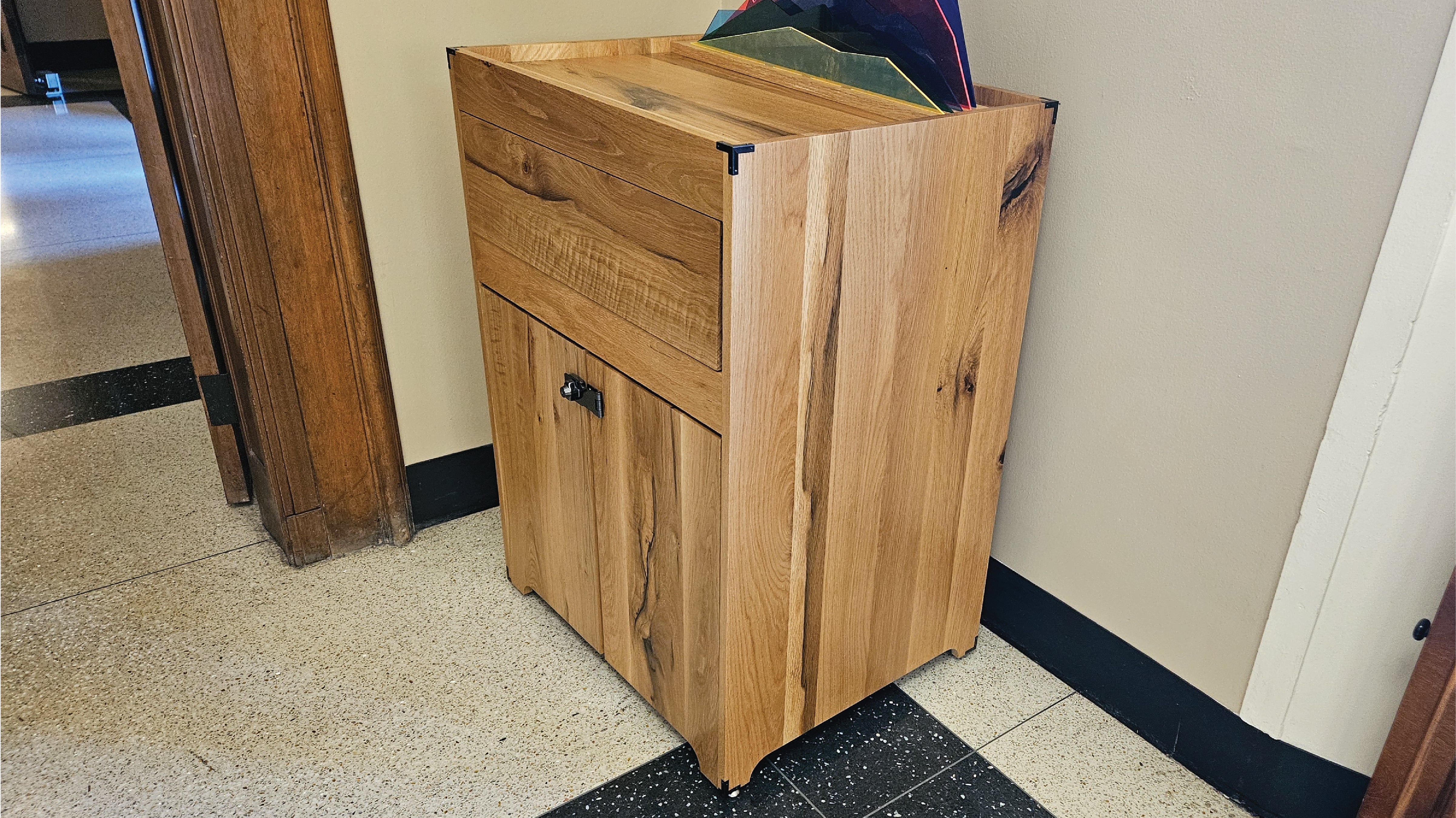 What’s in a library drop box? Engineering students learn the principles ...
